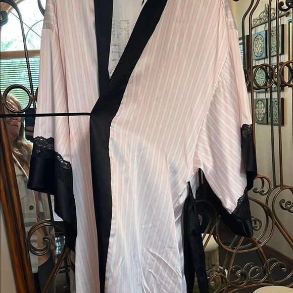 Victoria's Secret | Intimates & Sleepwear | New Rare Limited Edition ...
